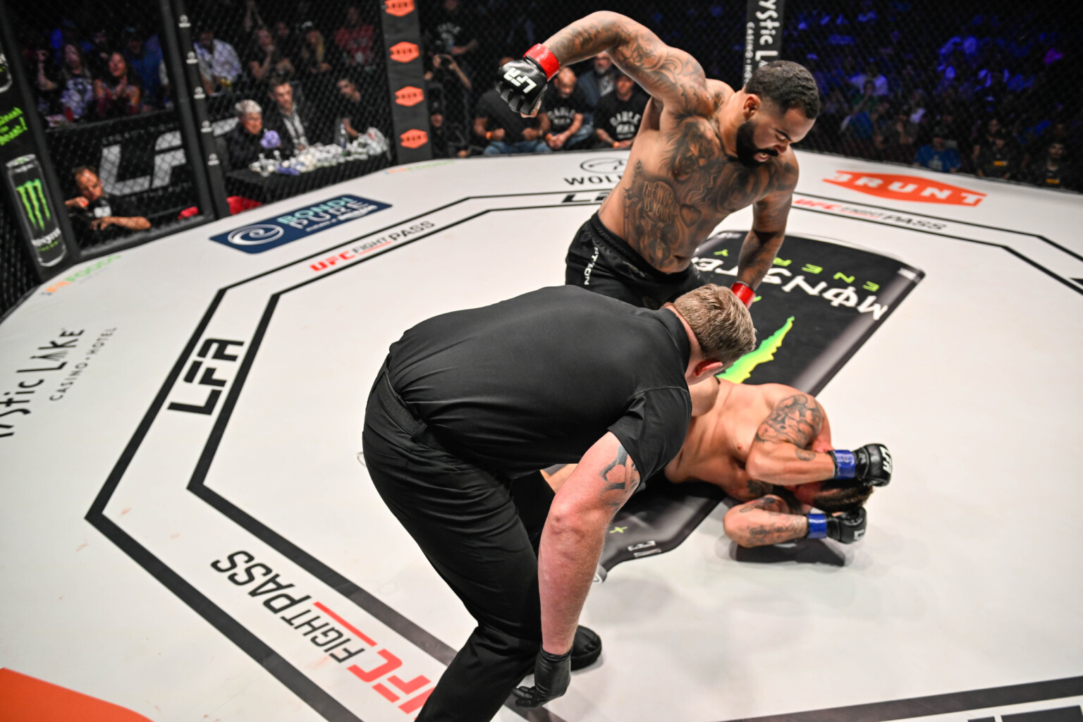 McKee knocks out Nobre while Steveson impresses in debut – LFA